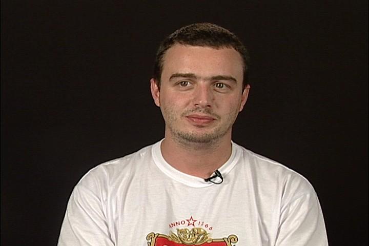 A história de vida de Alexandre Afonso Marcos: De DJ a funcionário AmBev | Museu da Pessoa