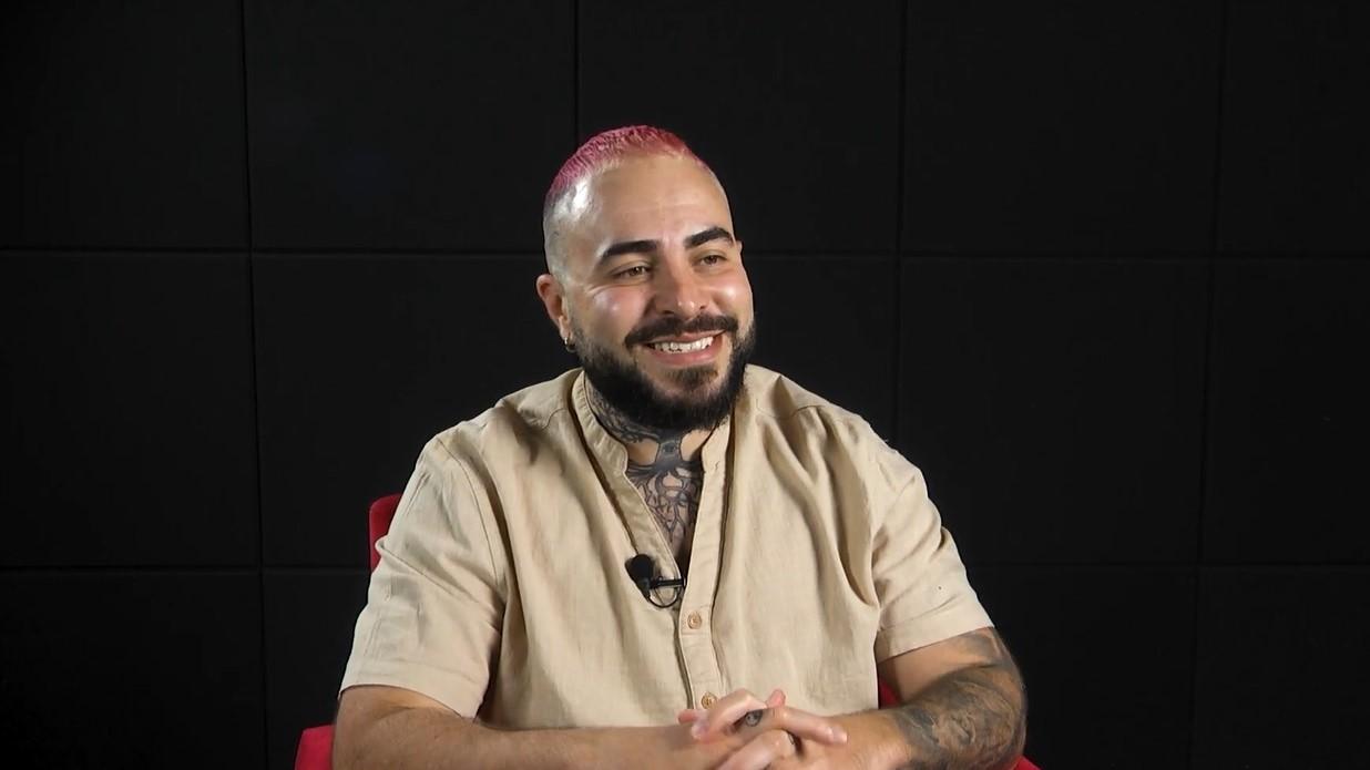 A história de vida de Roberto Bete: LGBTs, vamos ter filhos! | Museu da ...